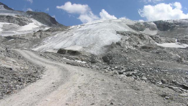 Skipistenbau und Beschneiungsanlagen